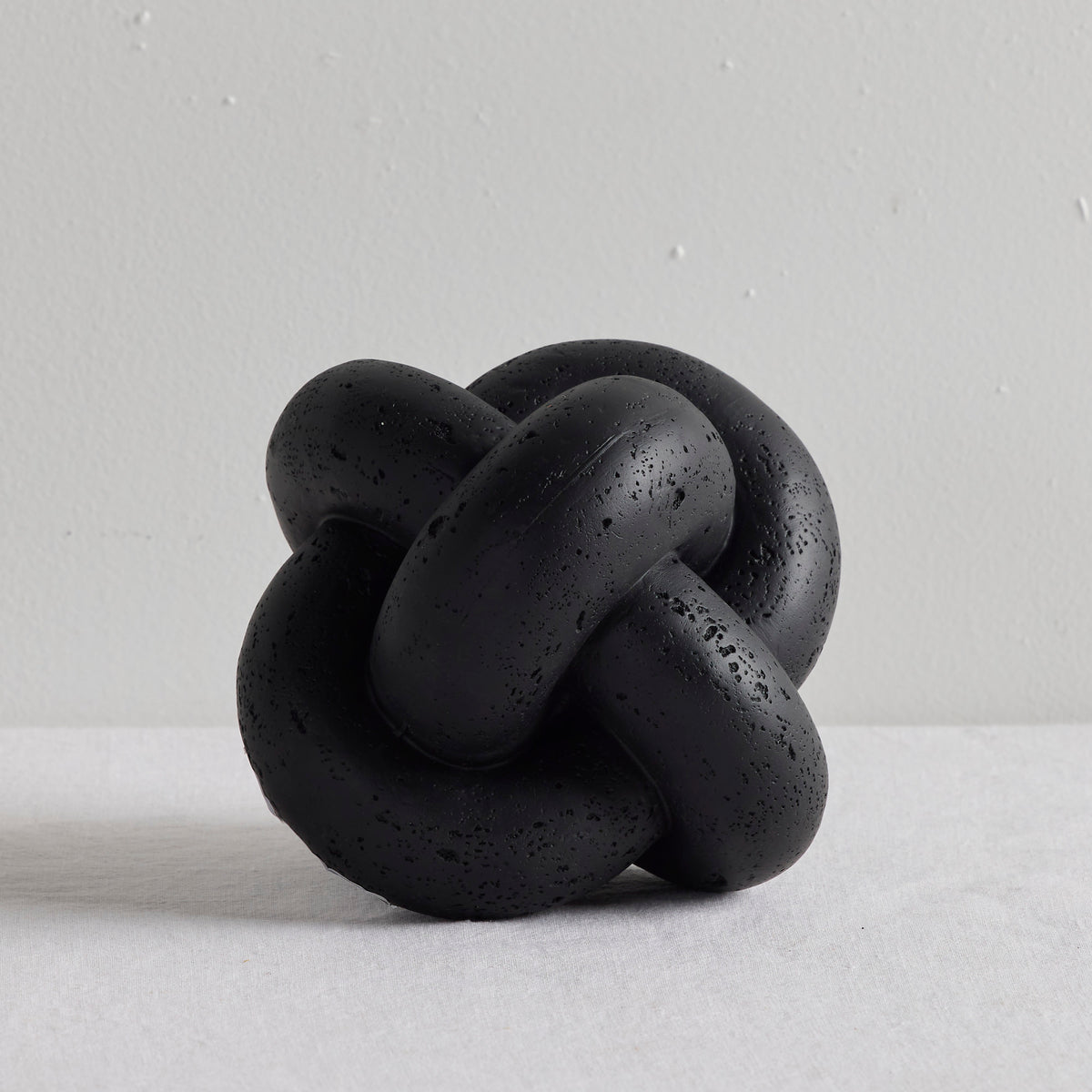 Intertwined Object - Black – nood